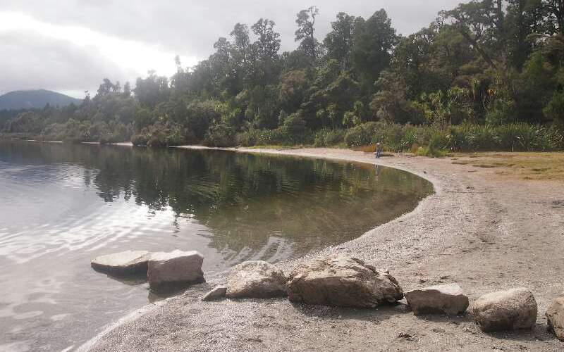 Lake Paringa Campsite | Freedom/Basic Camp | New Zealand